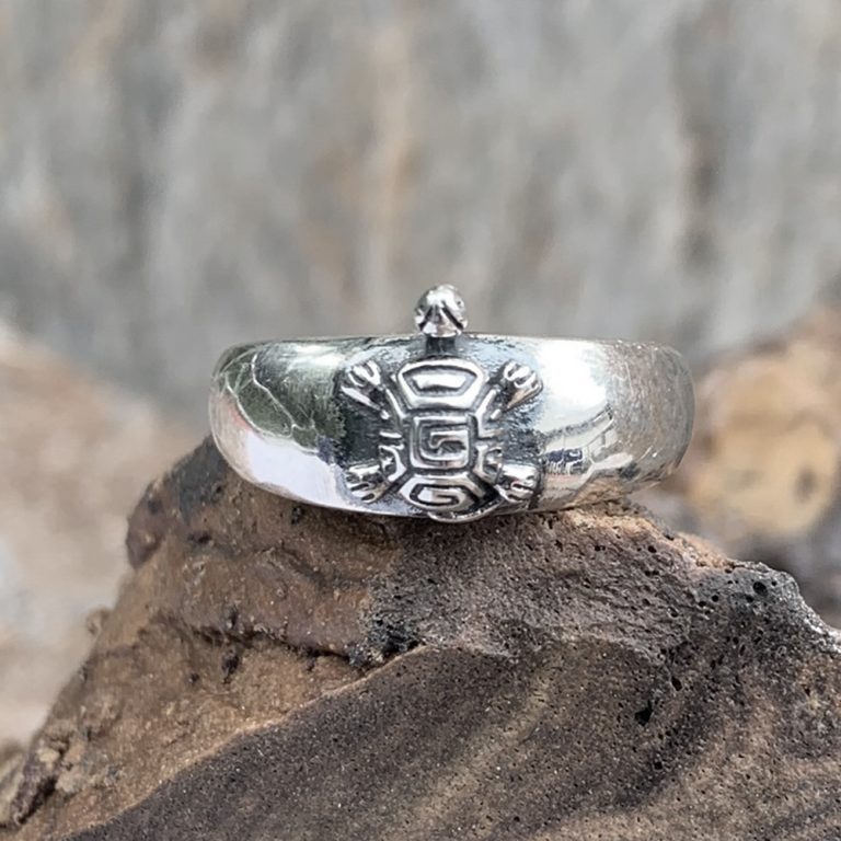 Sterling Silver Turtle Ring - GLE-Good Living Essentials