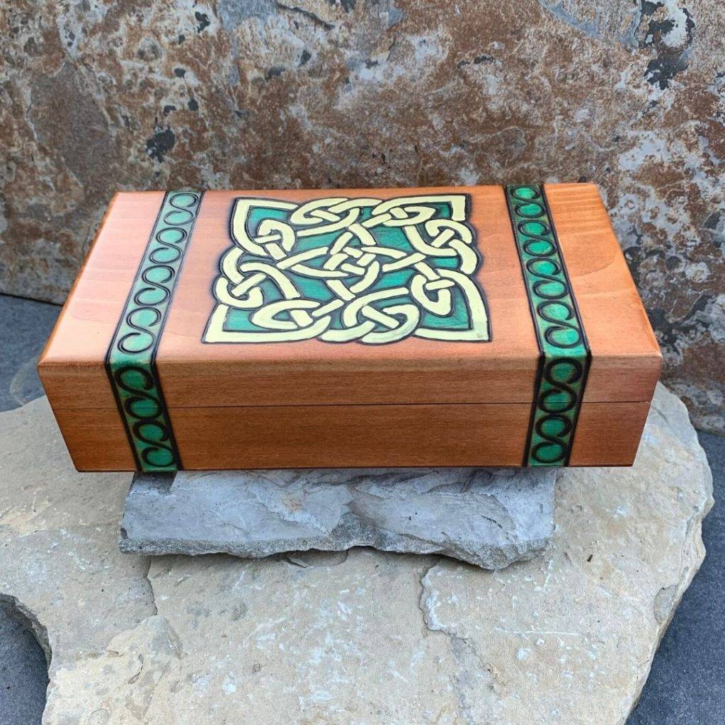 Celtic Knot Design Box - GLE-Good Living Essentials