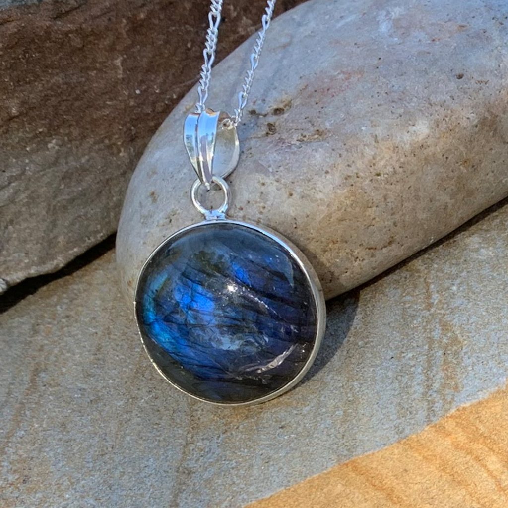Sterling Labradorite Round Pendant - GLE-Good Living Essentials