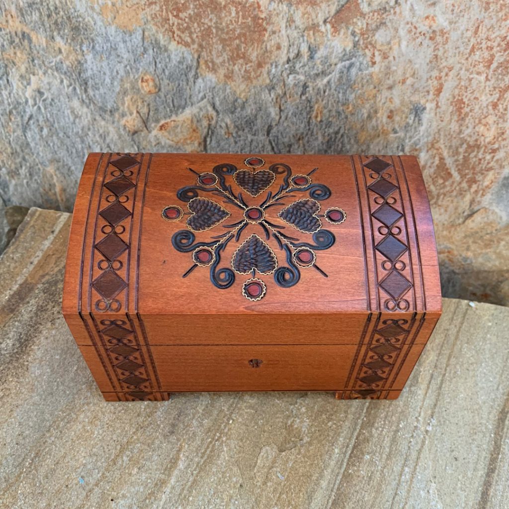 Hearts & Diamonds Handcrafted Chest - GLE-Good Living Essentials
