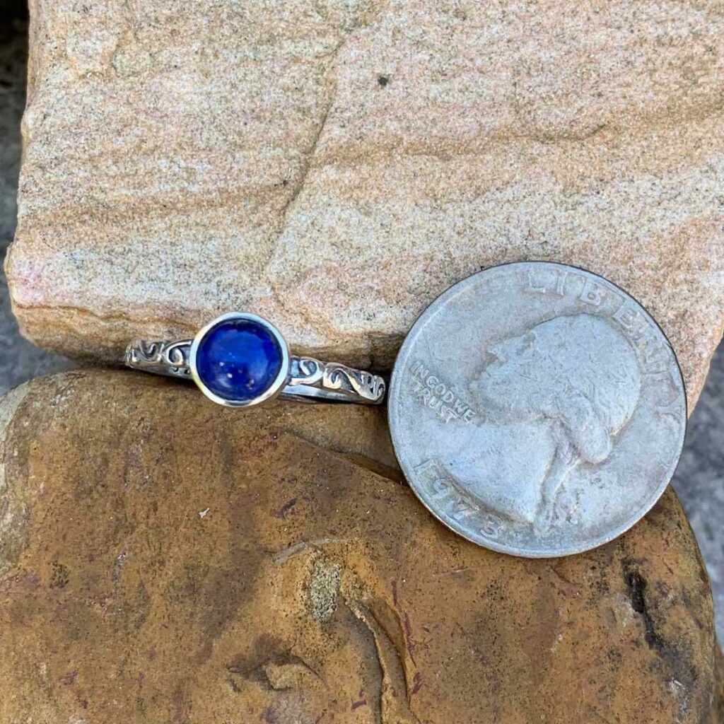 Dainty Round Lapis Ring - GLE-Good Living Essentials
