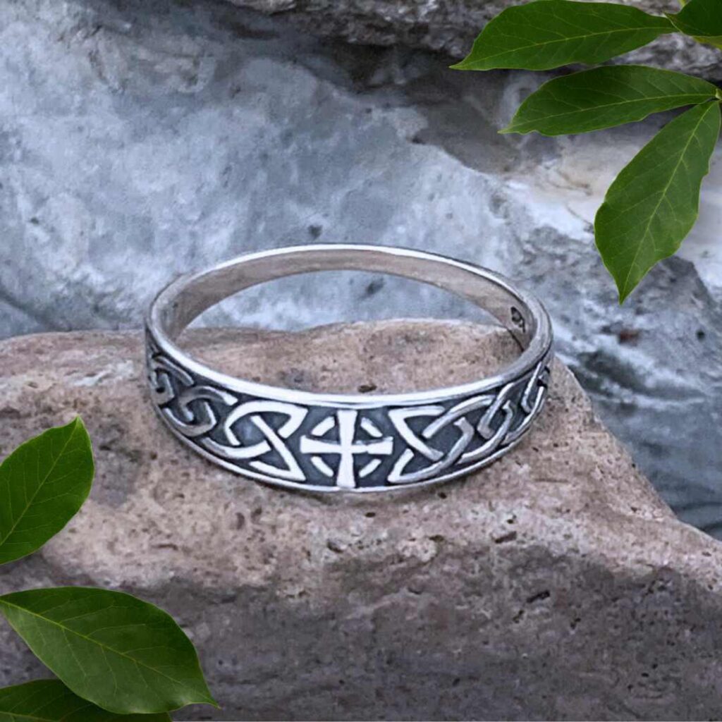 Celtic Cross Sterling Ring - GLE-Good Living Essentials
